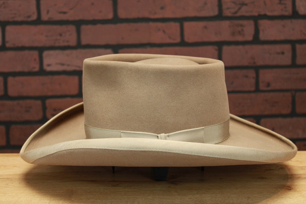 The Marshall (Gunsmoke 1955) – BaronHats